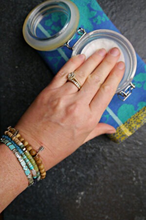 DIY Pit Wipes-Freshen up Underarms with One Swipe! - Jenni Raincloud